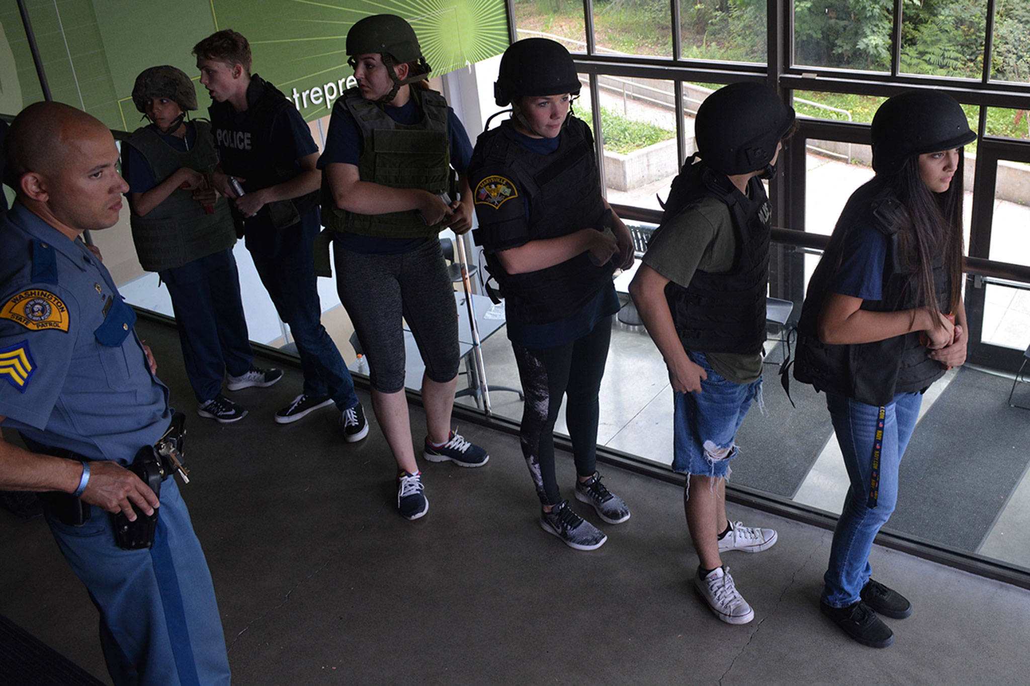 Police academy shows youth what it’s like to be an officer | Arlington ...