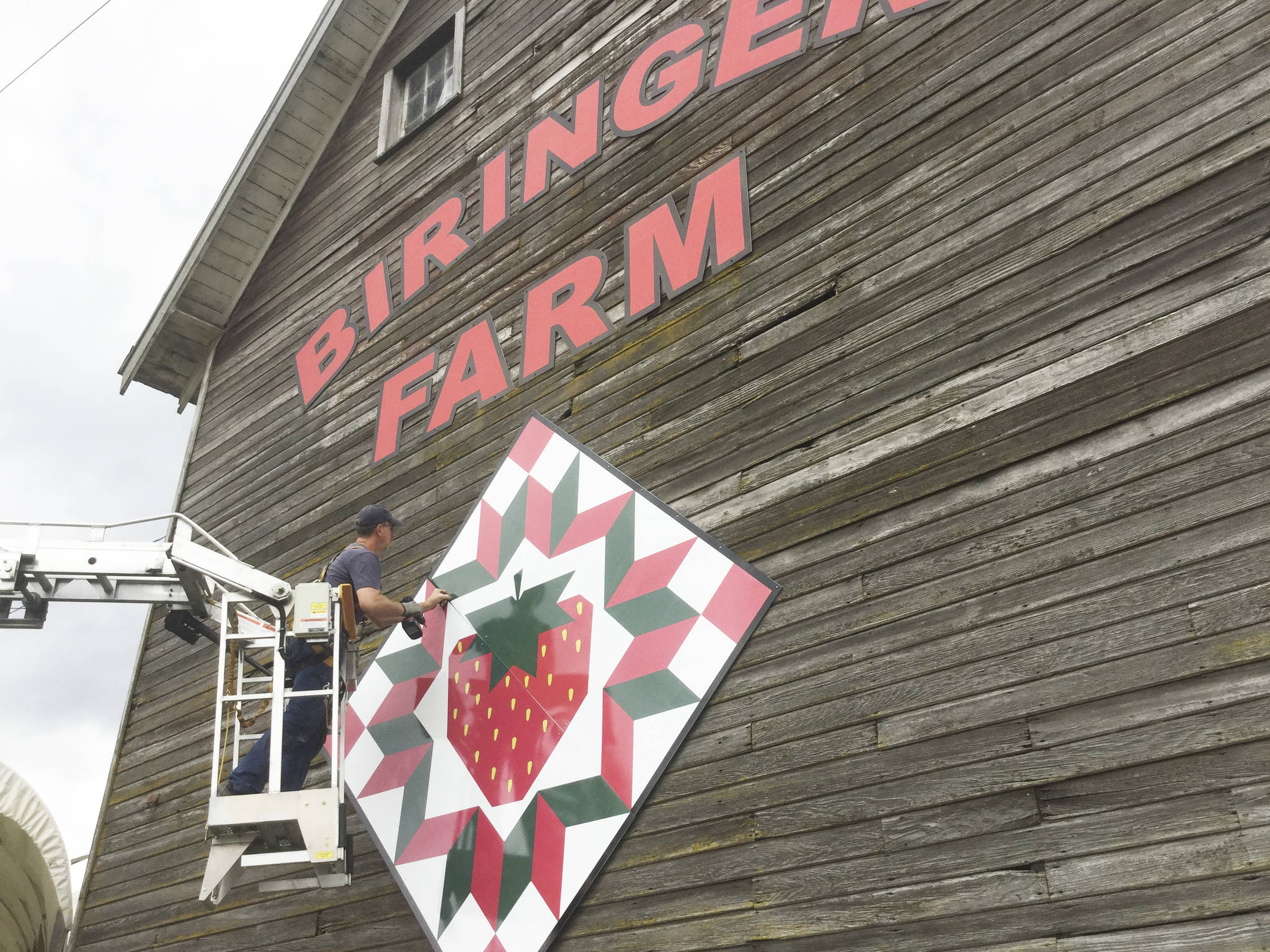 Stillaguamish Valley Barn Quilt Trail taking shape, one barn at a time ...