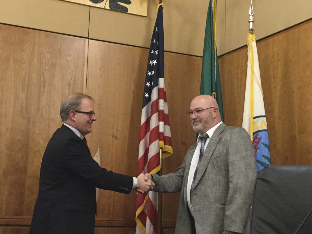 Former mayoral candidate fills City Council vacancy | Arlington Times